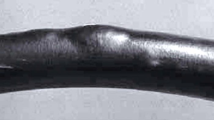 How To Avoid Kinked Hydraulic Hoses?